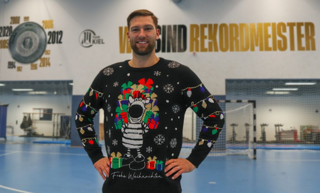 Verkaufsstart für den exklusiven THW-Weihnachtspullover am Mittwoch ...