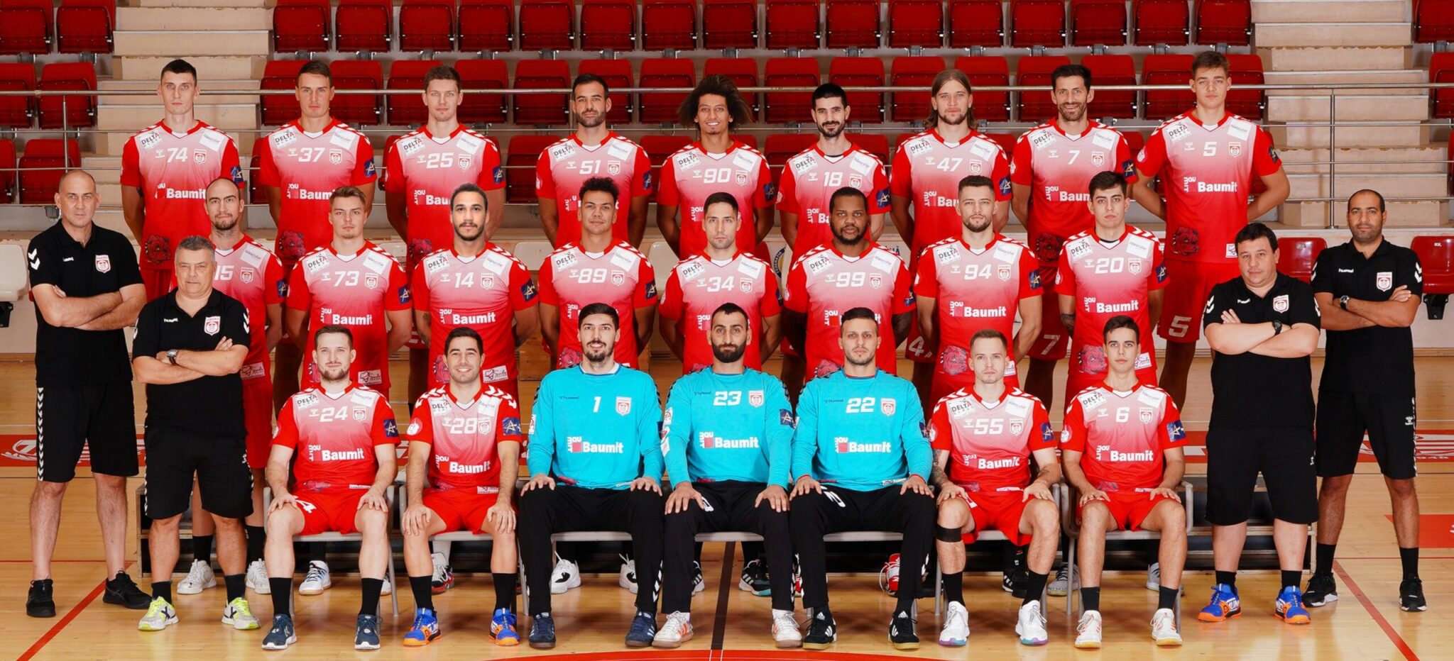 Achtelfinal-Hinspiel bei Dinamo Bukarest: Für die Zebras geht's am ...