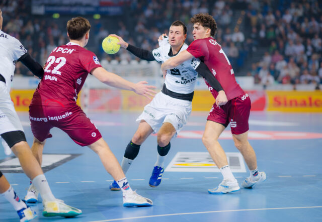 Sieg Nummer sechs im sechsten Oktober-Spiel: THW Kiel gewinnt gegen ...